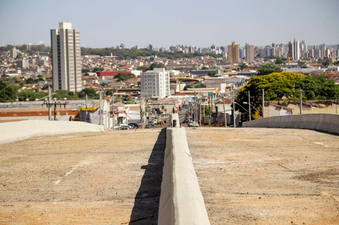 Com 50% da obra concluída, viaduto na Av. Brasil será inaugurado até ...