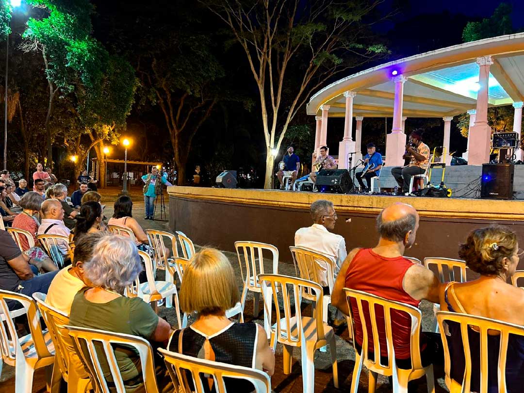 Grupo França e seus Chorões encantaram o público do “Chorinho na 7” na ...